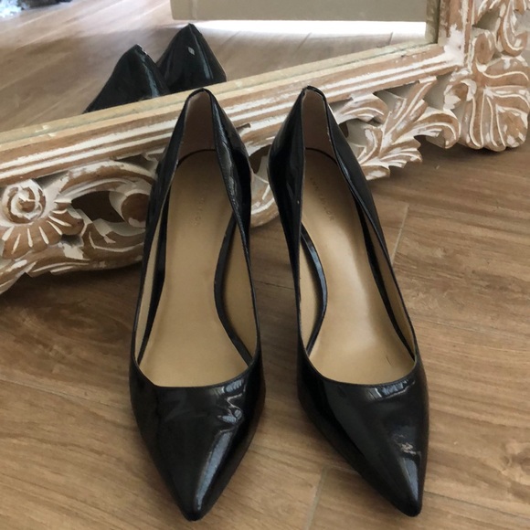 Ann Taylor | Shoes | Black Patent Leather Ann Taylor Pumps 9m | Poshmark